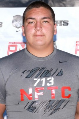 Recruiting Update: Surging O-Lineman, Kicker commit to Oregon. | FishDuck