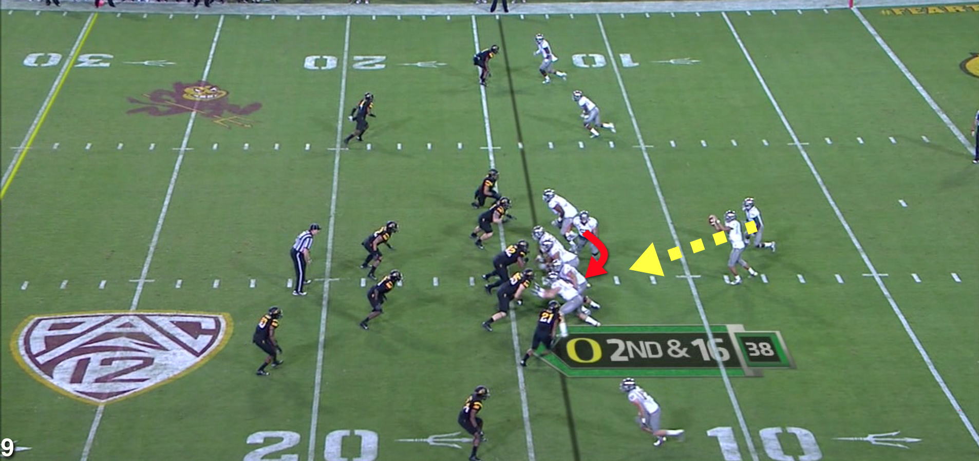 Oregon Surprises ASU with a New Power Read Play! | FishDuck