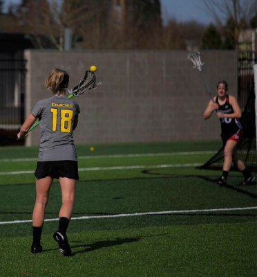 Oregon Women’s Lacrosse Storm Papé Field in their Season Opening ...