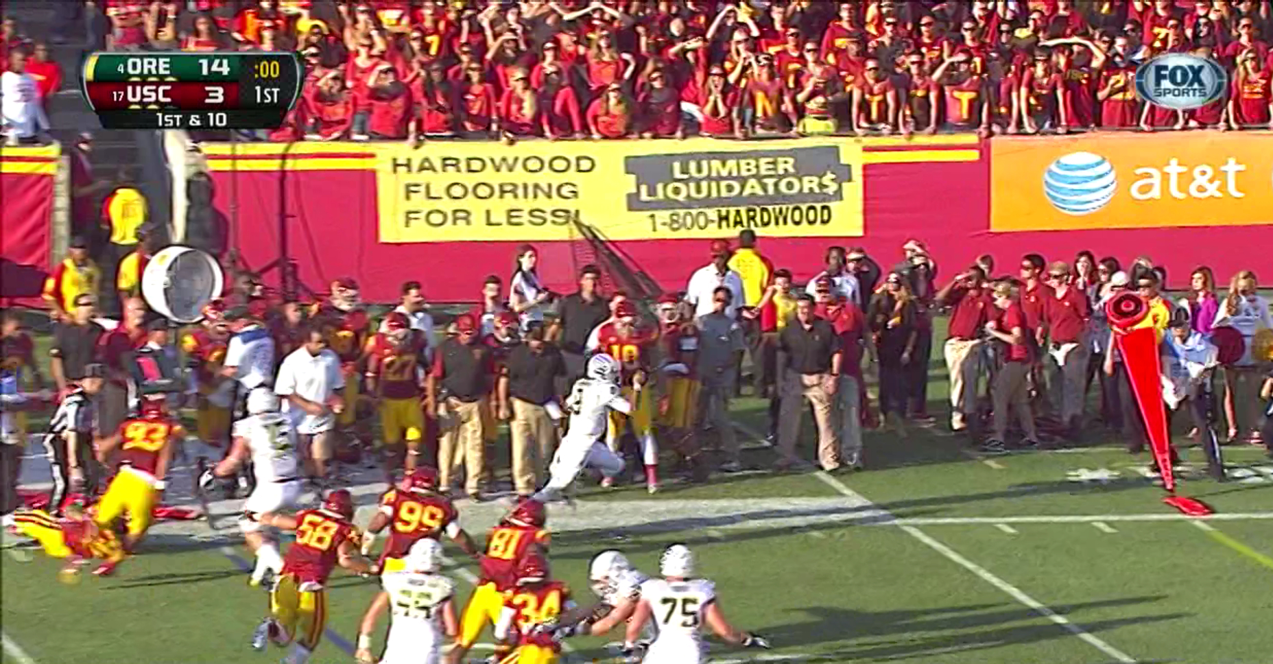 Isn’t an Oregon Quarterback SWEEP Risky? | FishDuck