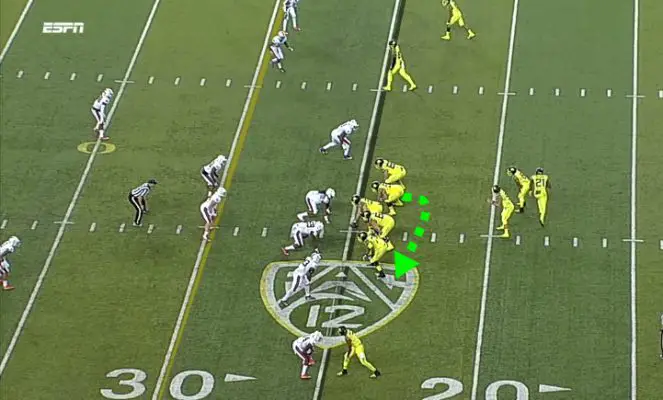 Oregon Stuns Opponents with New Inverted Veer Play! | FishDuck