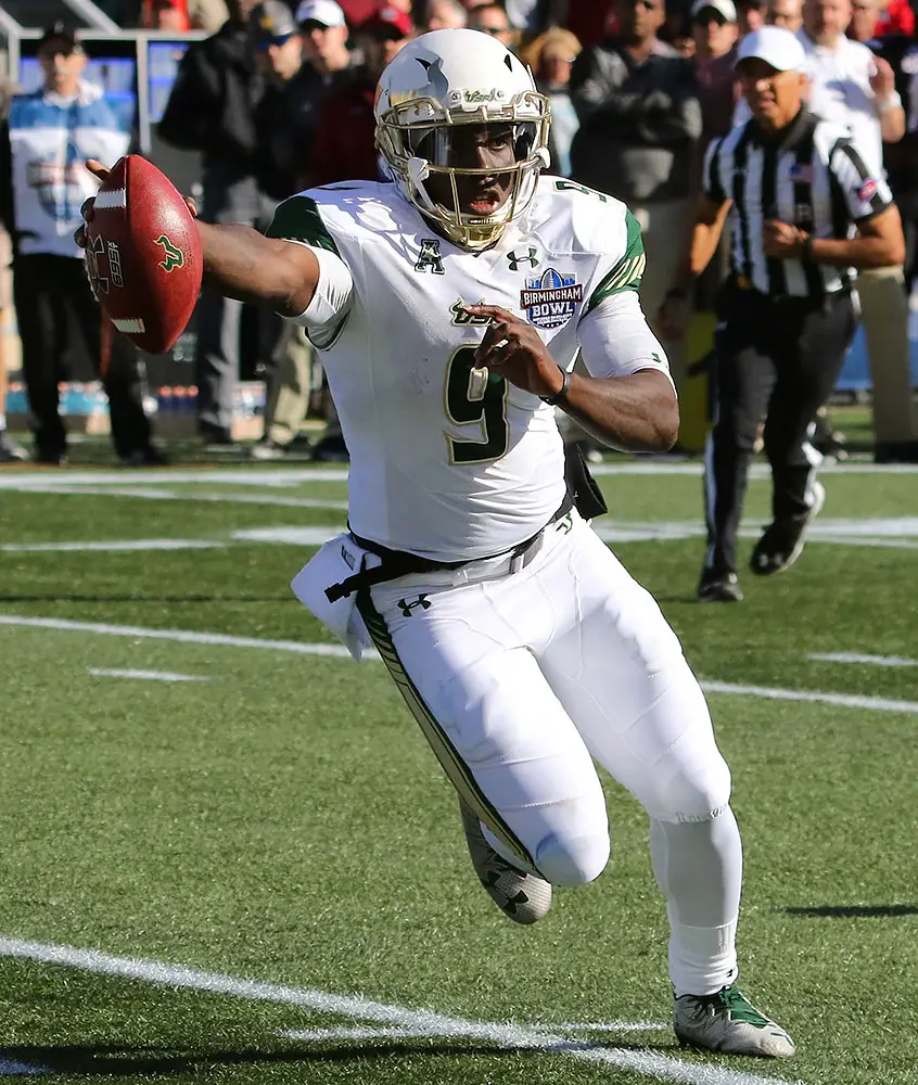 Oregon Ducks Football: Dual Threat Quarterback - Braxton Burmeister ...