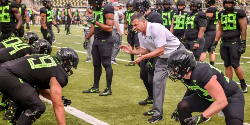 Mario Cristobal and the Myth of Power Football | FishDuck