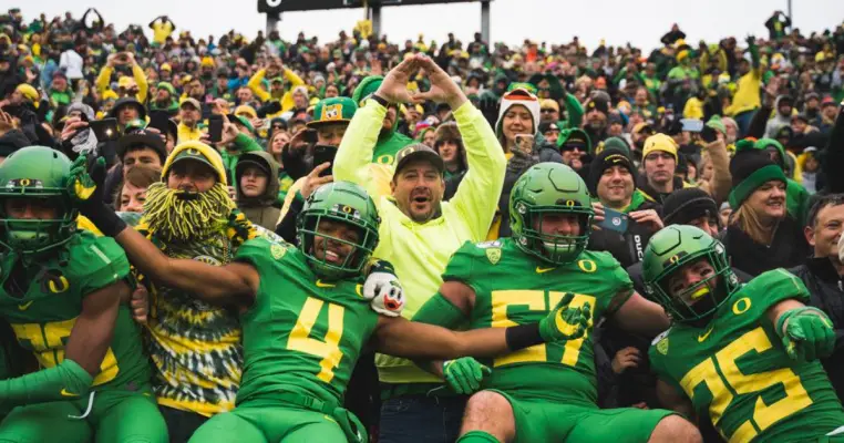 Six Things Oregon Ducks Fans Do for Fun in the Off Season | FishDuck