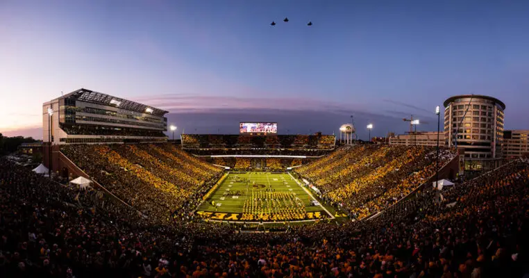 From a Former Midwesterner: The Fun B1G Road Games | FishDuck